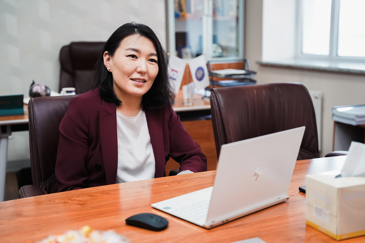 Шинэ Монгол Коосэн Технологийн Коллеж - Өөрийн гараар улсаа бүтээнэ ...