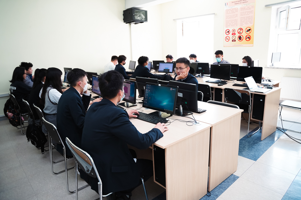 Шинэ Монгол Коосэн Технологийн Коллеж - Өөрийн гараар улсаа бүтээнэ ...