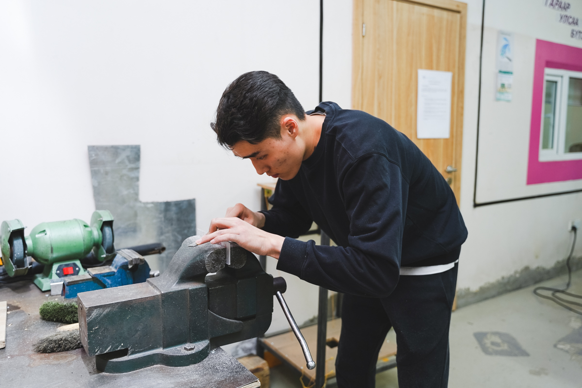 Шинэ Монгол Коосэн Технологийн Коллеж - Өөрийн гараар улсаа бүтээнэ ...