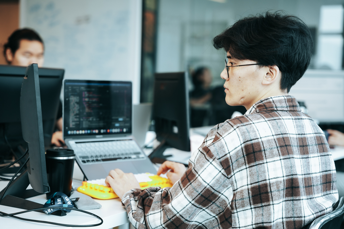 URECA - Ирээдүйгээ аврахад алхам дөхөх нь | Unread Today